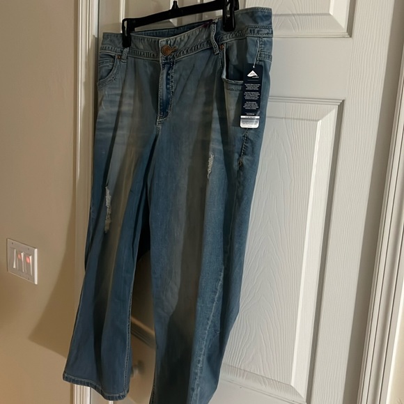 genius fit | Jeans | Genius Fit Capri Jeans | Poshmark